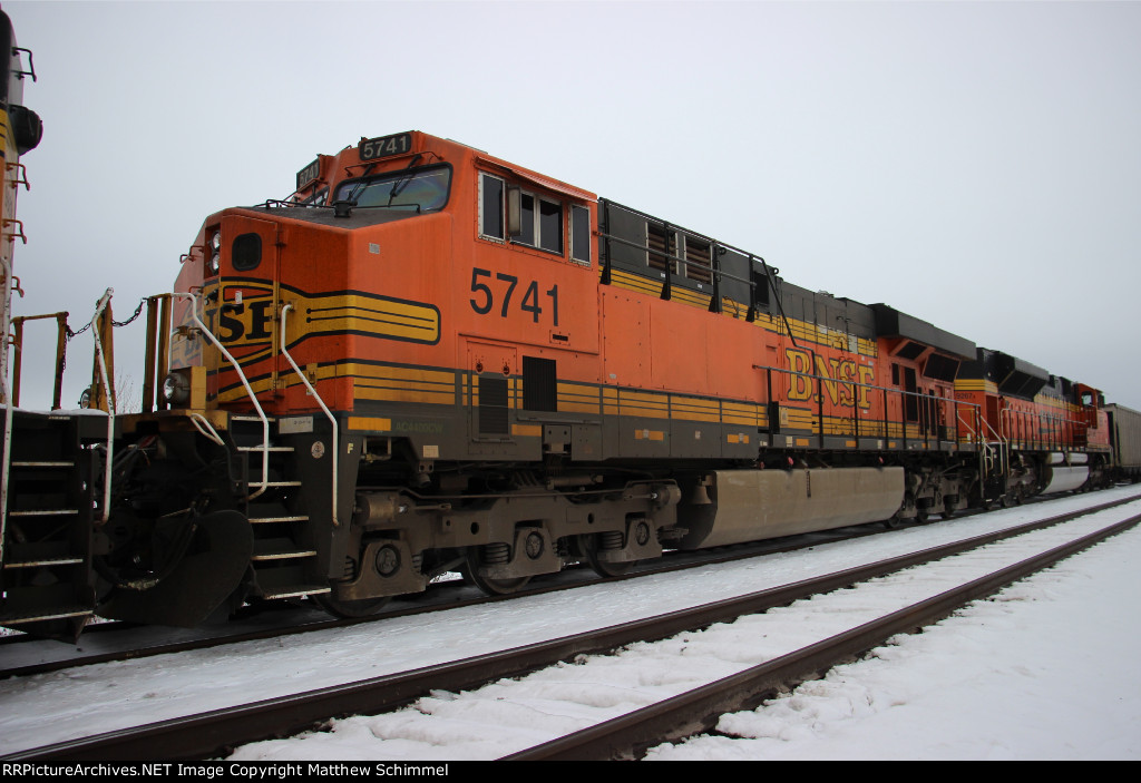 BNSF 5741